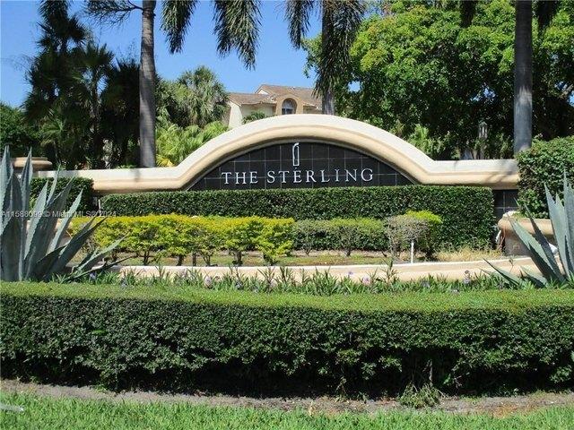 1104 Glenmoor Dr Unit 1104, West Palm Beach, FL 33409