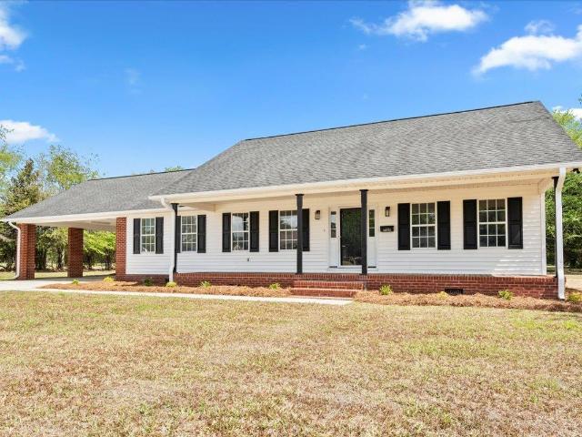 1104 Highland Dr