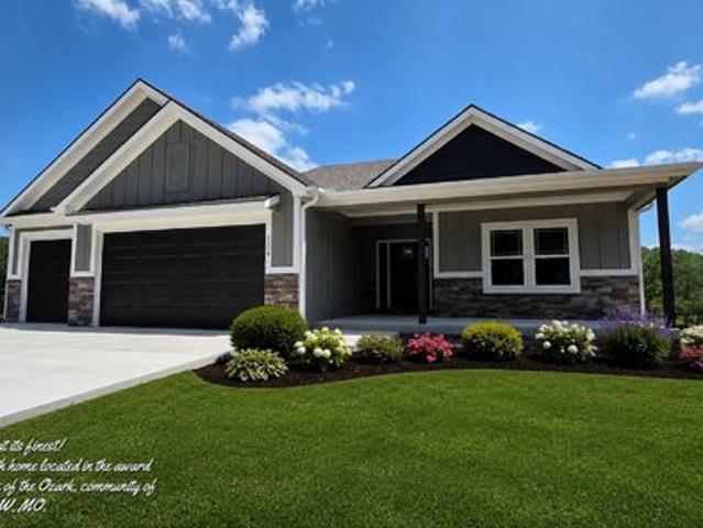 1104 Jackson St, Warsaw, MO 65355