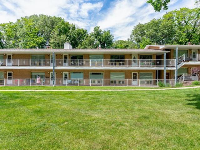 1104 Kimberly Rd Unit 908, Bettendorf, IA 52722