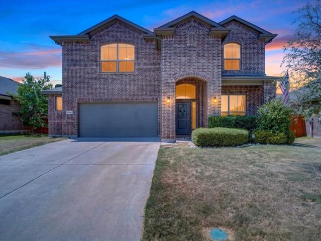 1104 Larkspur Ln, Cleburne, TX 76033