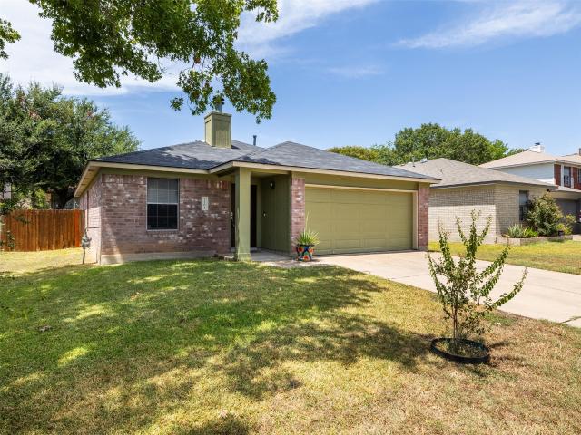 1104 Laurelleaf Dr