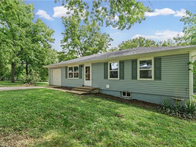 1104 Lexington Road