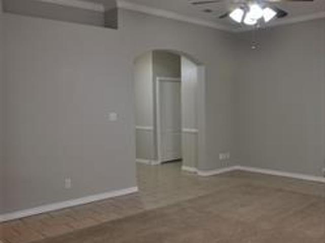 1104 Linda Drive