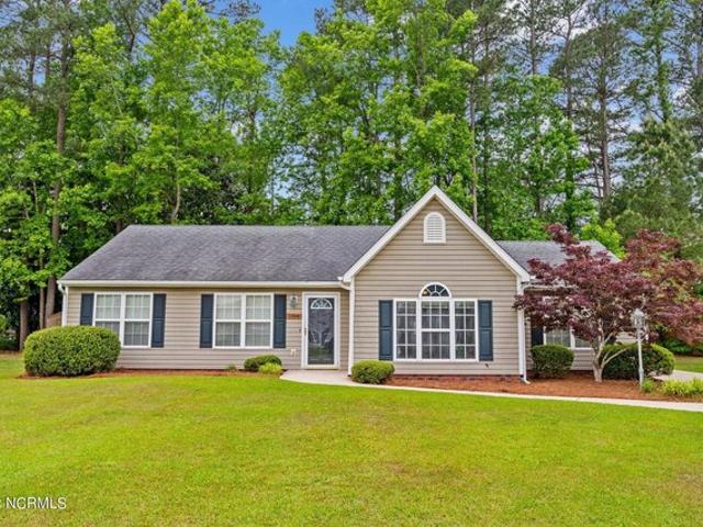 1104 Pamela Dr, Kinston, NC 28504