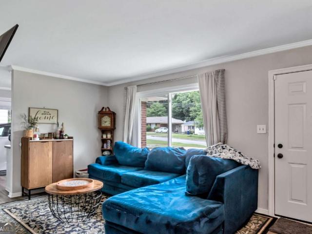 1104 Parkview Drive