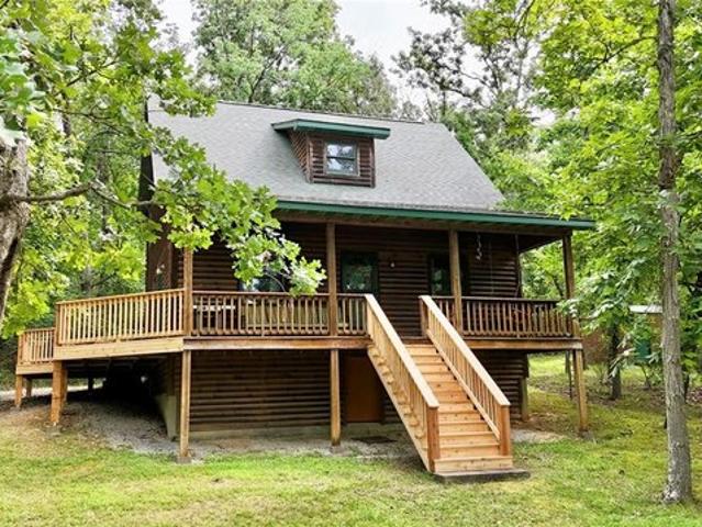 1104 Port Perry Dr, Perryville, MO 63775