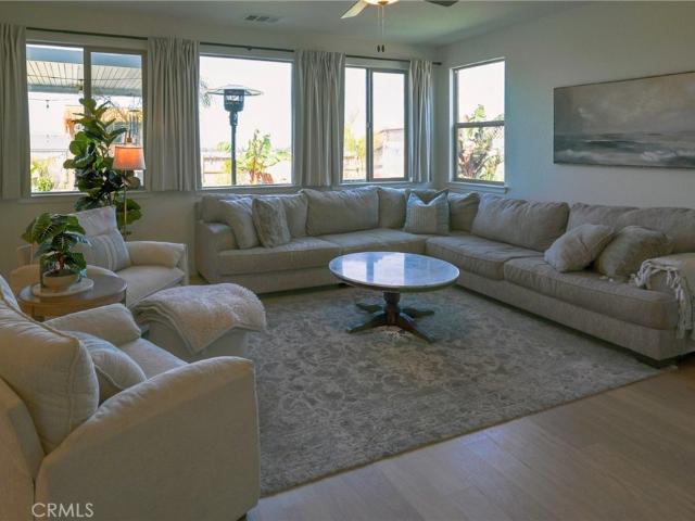 1104 Sunridge