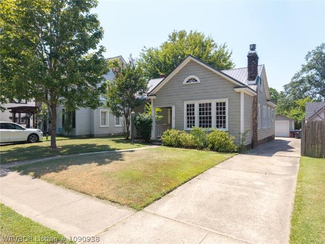 1104 S 26th Street