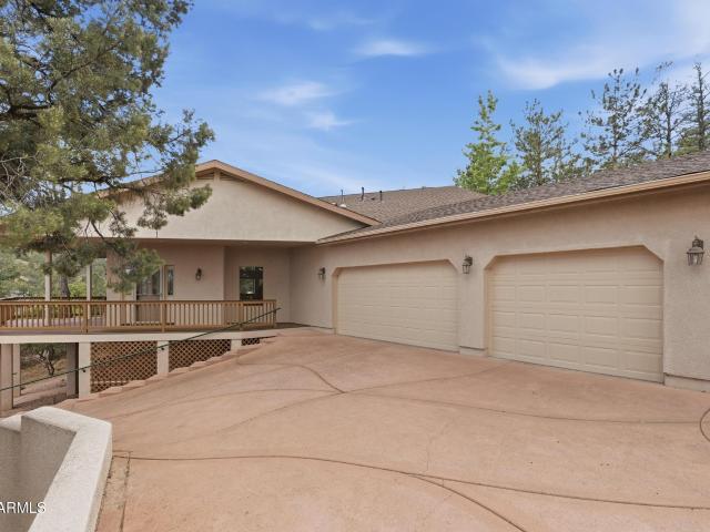 1104 S Milk Ranch Point