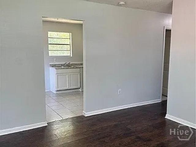 1104 Sherman Avenue
