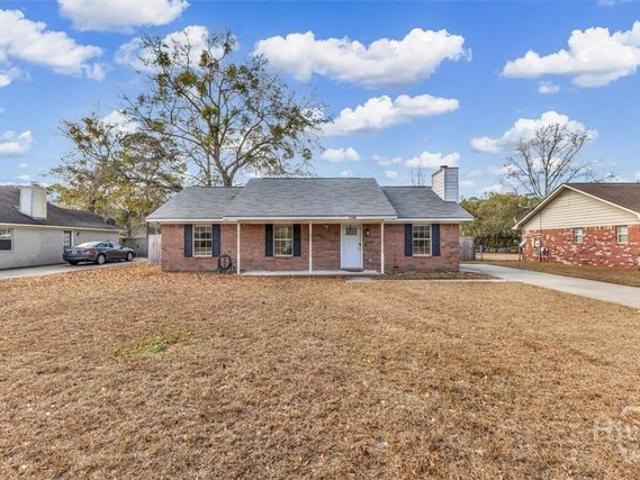 1104 Tomcat Trl, Hinesville, GA 31313