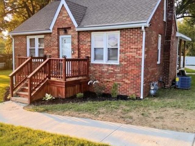 1104 W Longview Ave, Mansfield, OH 44906
