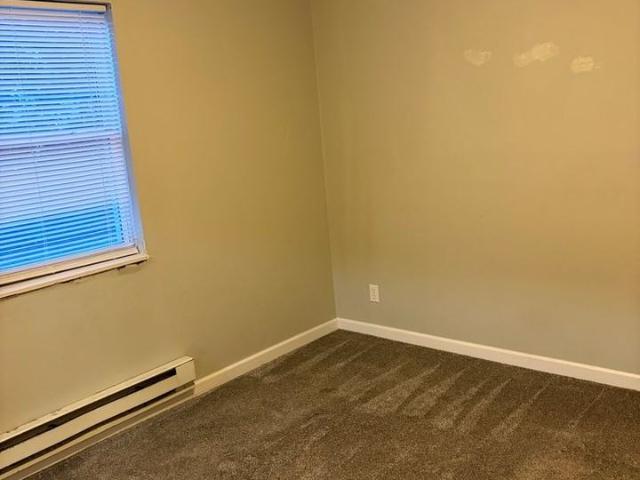 1104 W McCarty 1 Bedroom Apartment for Rent at 1104 W Mccarty St, Jefferson City, MO 65109