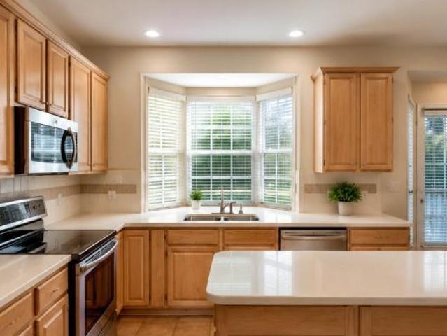 1104 W Winding Creek Drive