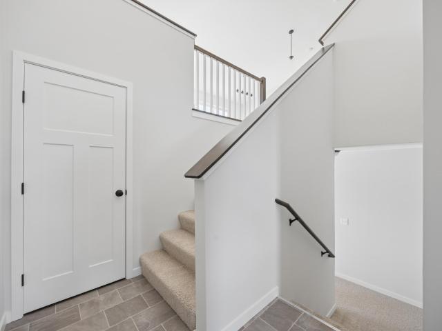 1104 45th Avenue NE