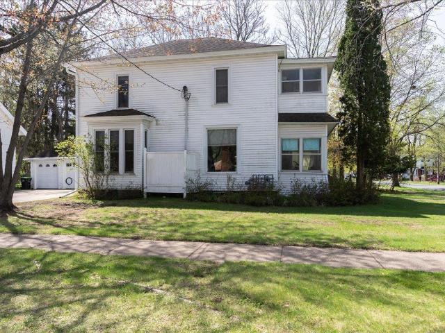 1104 7th Street E