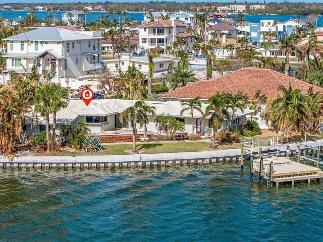 11050 7th St E, Treasure Island, FL