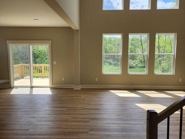 11050 Pinebrook