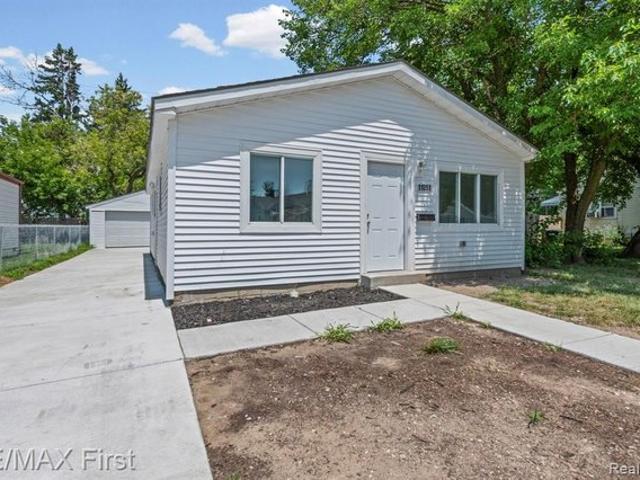 11051 Maxwell Ave, Warren, MI 48089