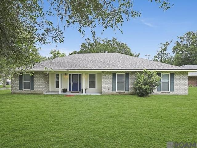 11052 Buxton Rd, Saint Amant, LA 70774