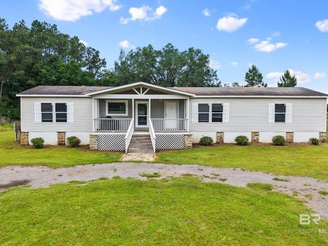 11055 Deerfoot Ln, Elberta, AL 36530