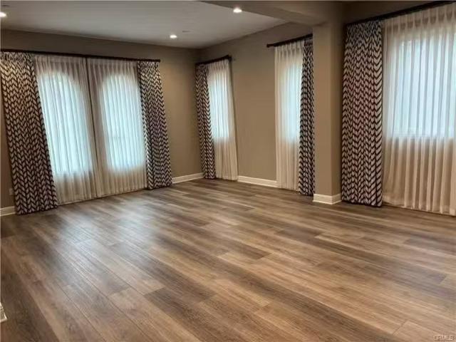 11056 Sweetwater Ct Houses in Los Angeles, CA