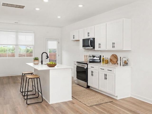 1105 Marlowe Lndg