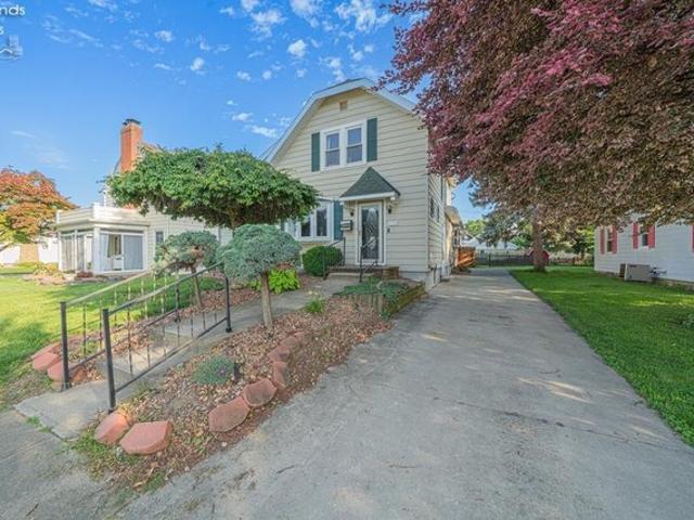 1105 Miller St, Fremont, OH 43420