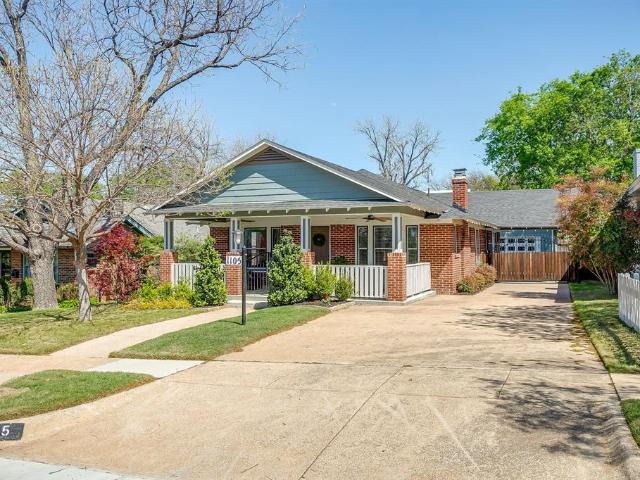 1105 Mistletoe Drive