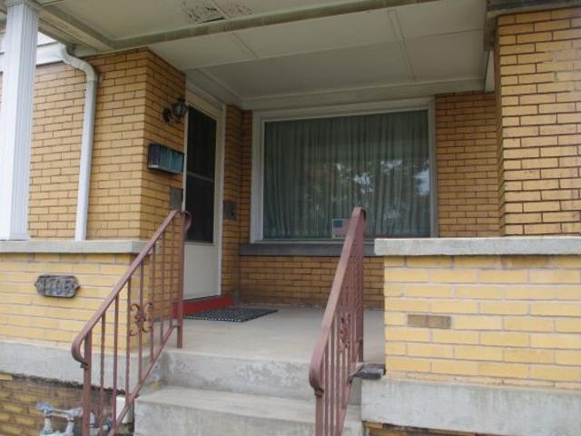 1105 Monroeville Ave