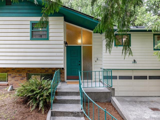 1105 N 14th Street