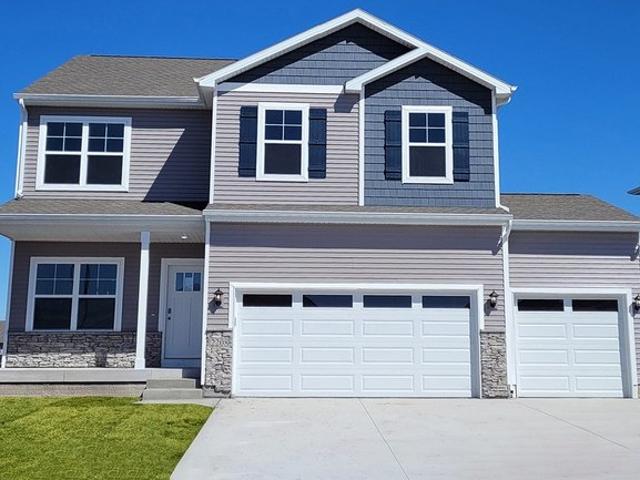 1105 NE Deerfield Dr, Ankeny, IA 50021