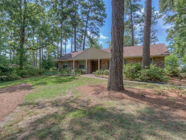 1105 North Acres Circle