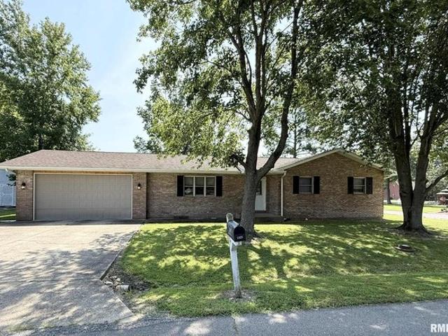 1105 Oakwood Ln, Marion, IL 62959