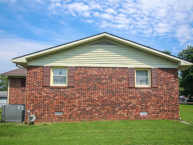 1105 Burgess Street