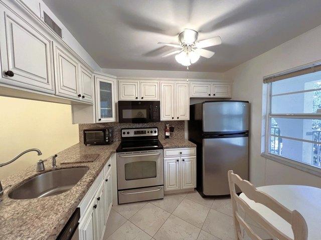1105 Bahama Bnd Apt A2, Coconut Creek, FL 33066