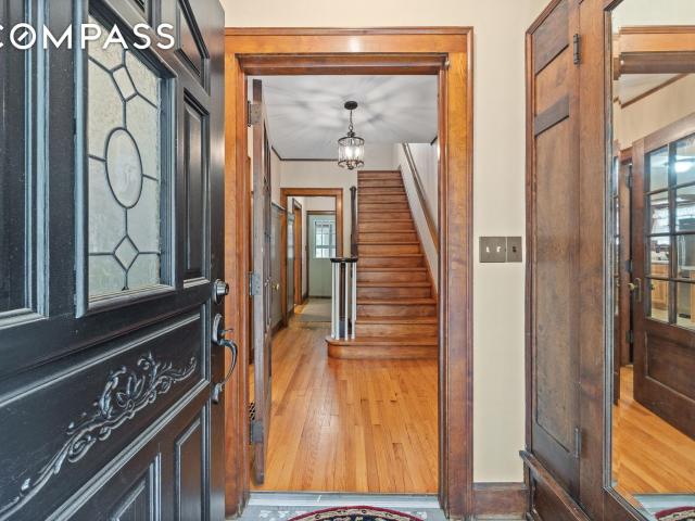 1105 Barnes St, Delavan, WI