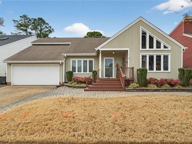 1105 Birdneck Lake Dr, Virginia Beach, VA 23451