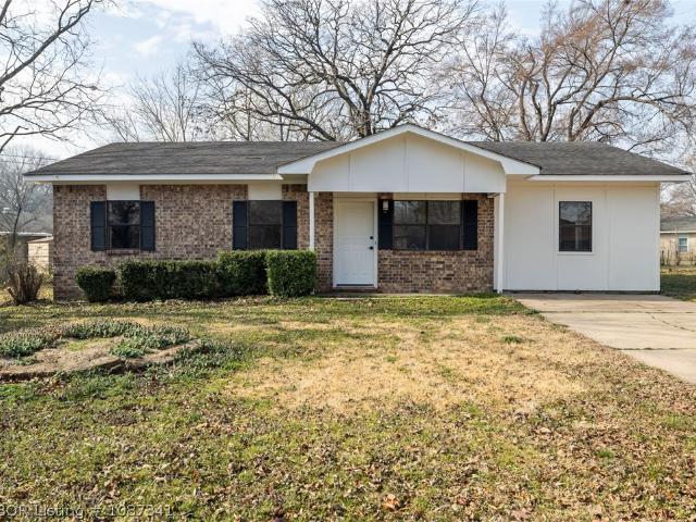 1105 Brentwood Drive
