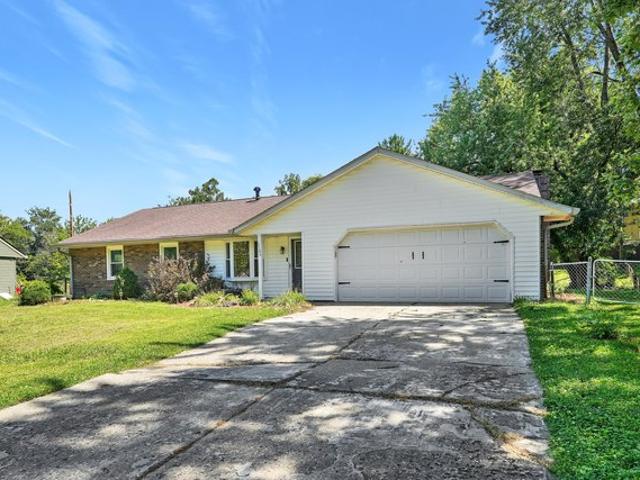 1105 Brookside Ln, Plainfield, IN 46168