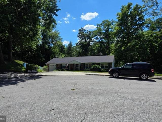 1105 Clark Rd, Glenside, PA 19038