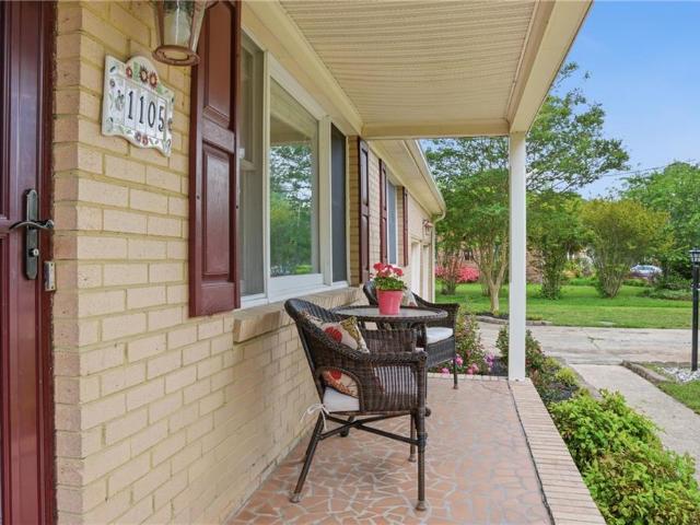 1105 Cogliandro DR