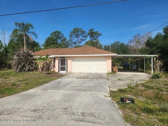 1105 Columbus Ave, Lehigh Acres, FL 33972