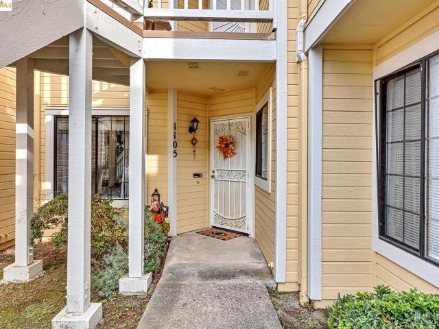 1105 Devonwood