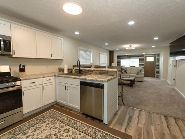 1105 E Markland Ave, Kokomo, IN 46901