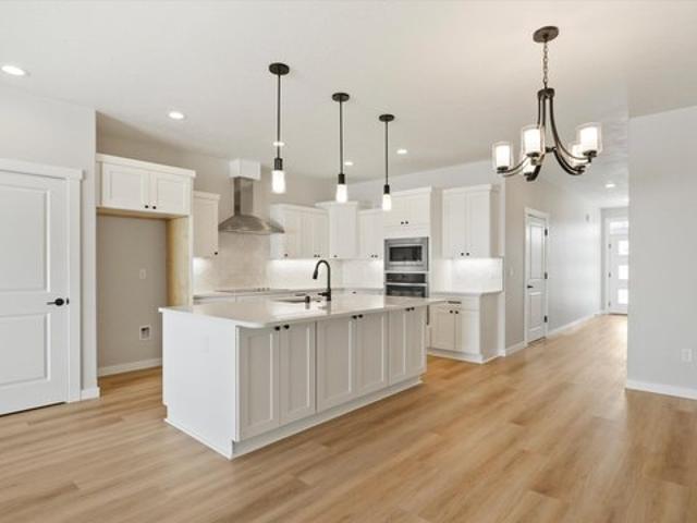 1105 Fairhaven Loop, Richland, WA 99352