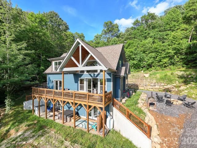 1105 Falls View Drive