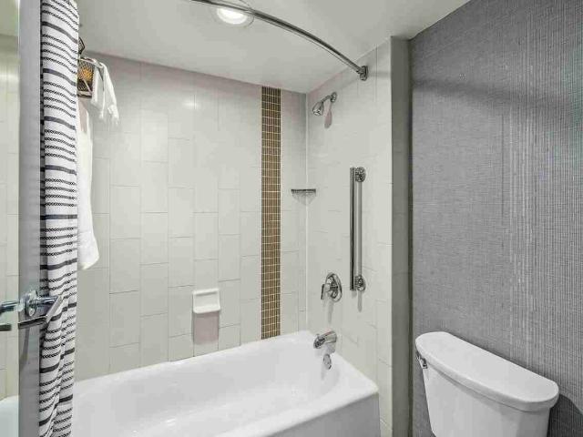 1105 Flats at North Hills 1 Bedroom Apartment for Rent at 1105 Navaho Dr, Raleigh, NC 27609