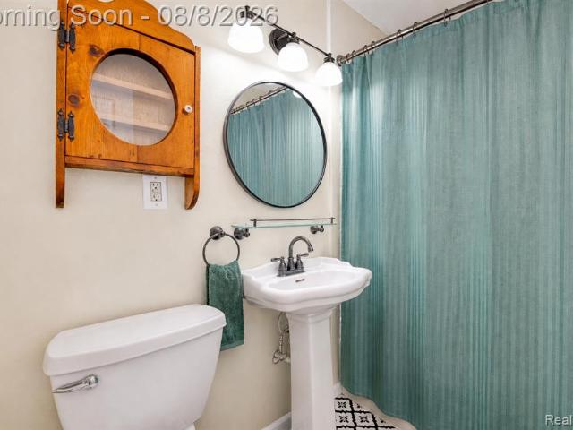 1105 Hasper Drive